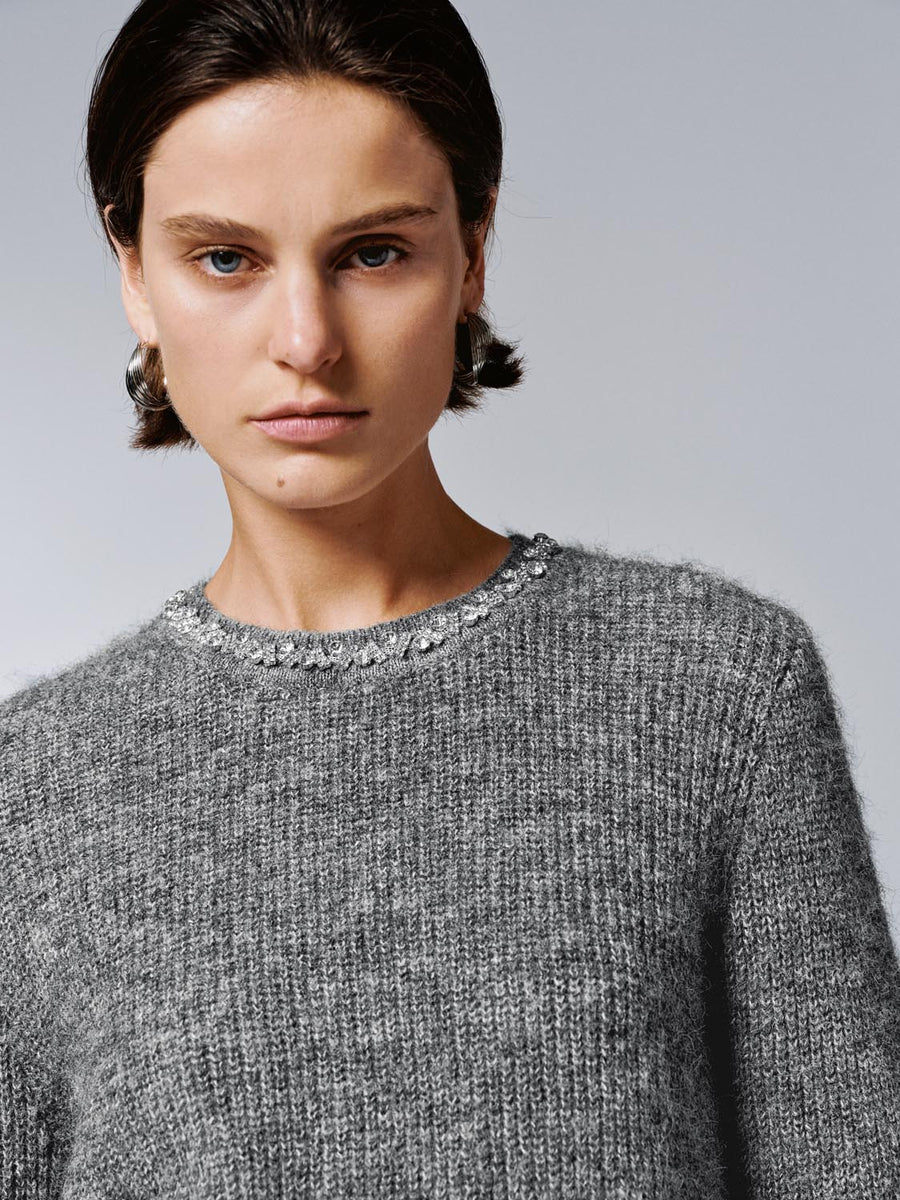 Crew Neck Long Sleeve Knitted T-Shirts – URBAN REVIVO Thailand